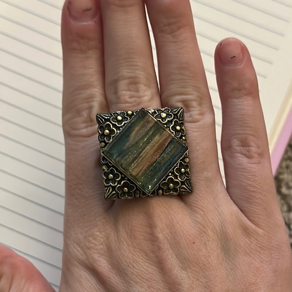 Sweet Romance | Jewelry | Sweet Romance Shelly Cooper Statement Ring ...